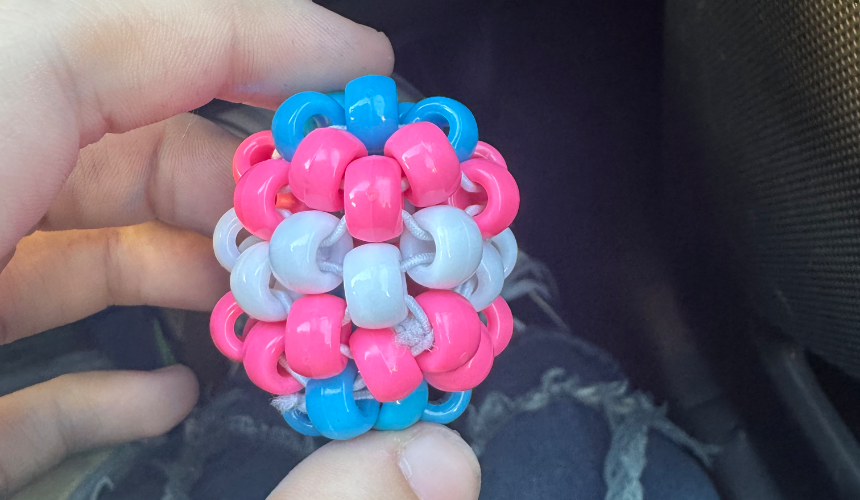 Small Kandi Shaker Tut! - Kandi Pad | Kandi Patterns, Fuse Bead ...